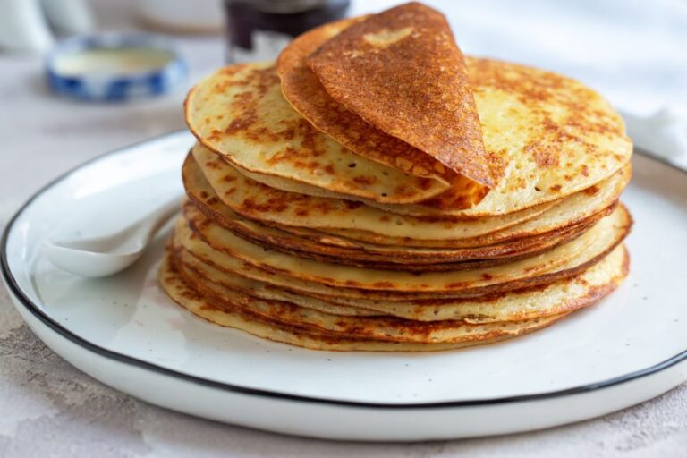 Russische Spezialitäten: 25 typisch russische Gerichte, Getränke und ...