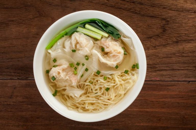 Chinesisches Essen: 22 Traditionelle Gerichte, Die Sie Probieren Sollten