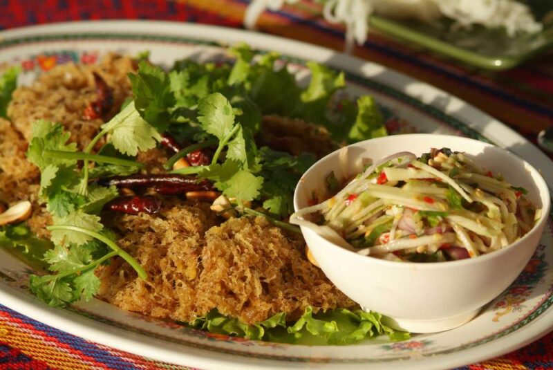 Thailändisches Essen: Diese 24 thailändischen Spezialitäten sollten Sie ...
